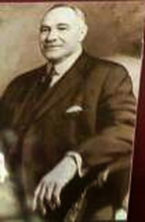 Those Pre-Pro Whiskey Men!: Afternoon Cocktails in the Tower with Gilbert