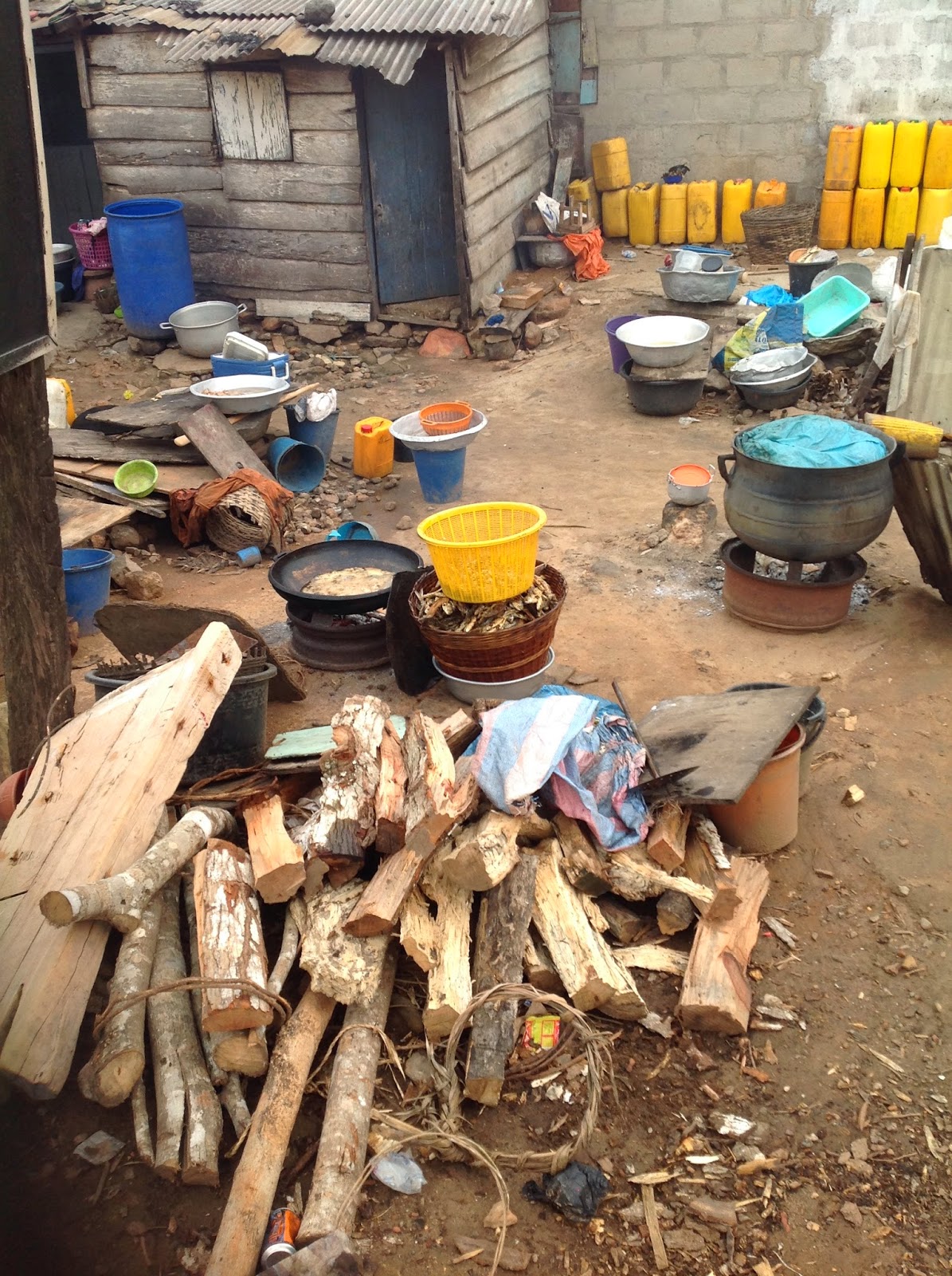 ACCRA SLUMS: "CHORKOR IN MY EYES"