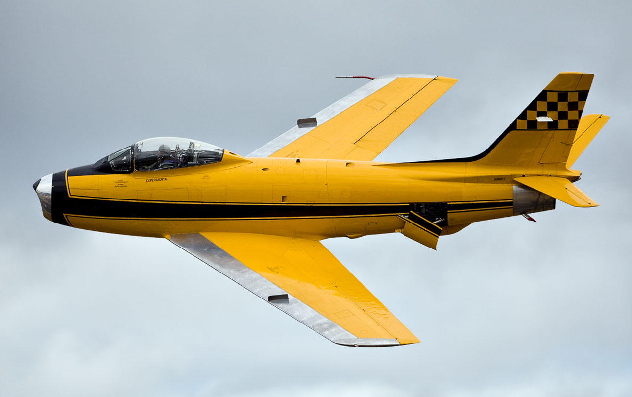 nhungdoicanh: Canadair CL-13 Sabre