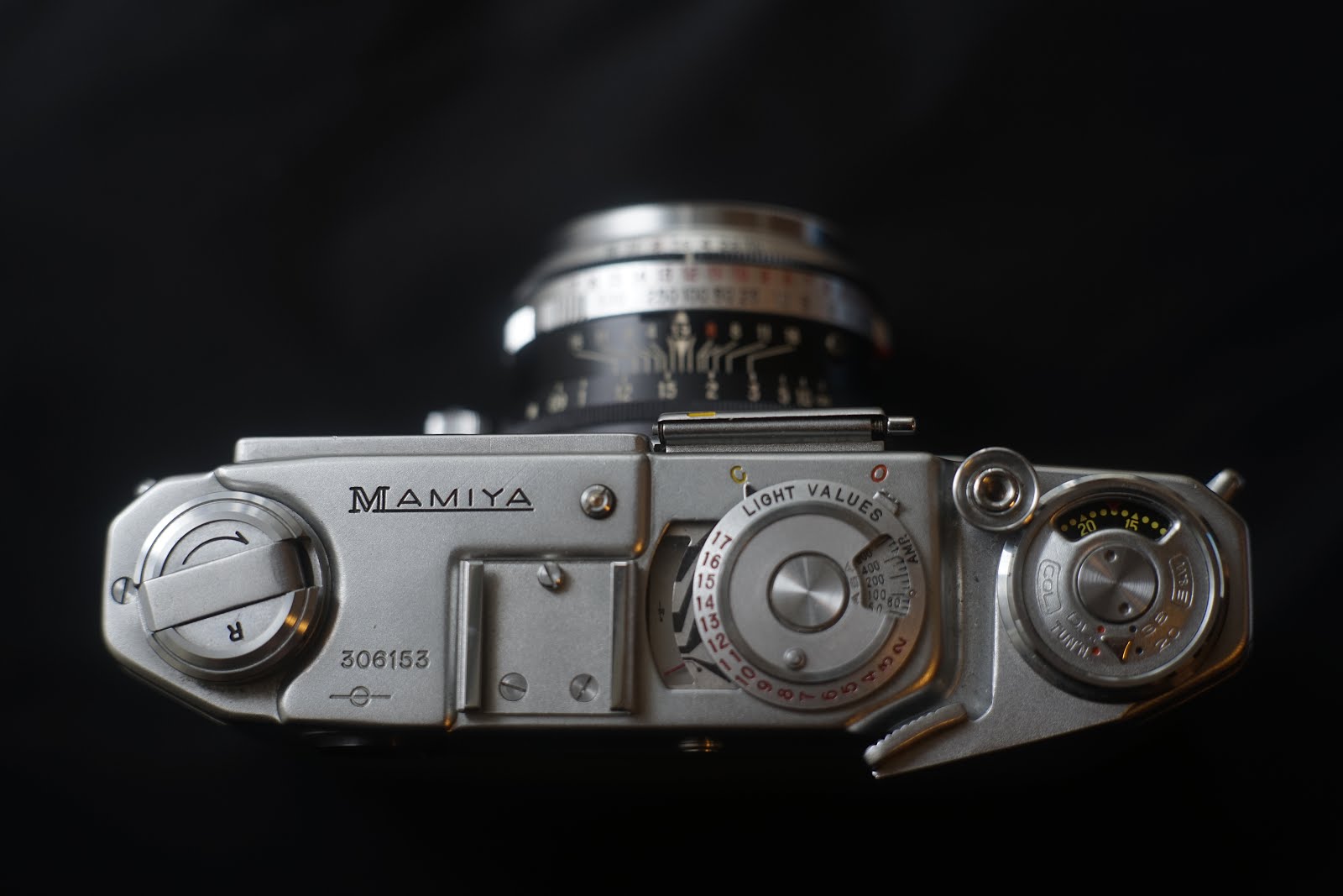 レンズ改造で遊ぶ: 優秀なデザイン。独創的なレンズ構成。マミヤ 35 メトラ。 MAMIYA 35 METRA, A good looking ...