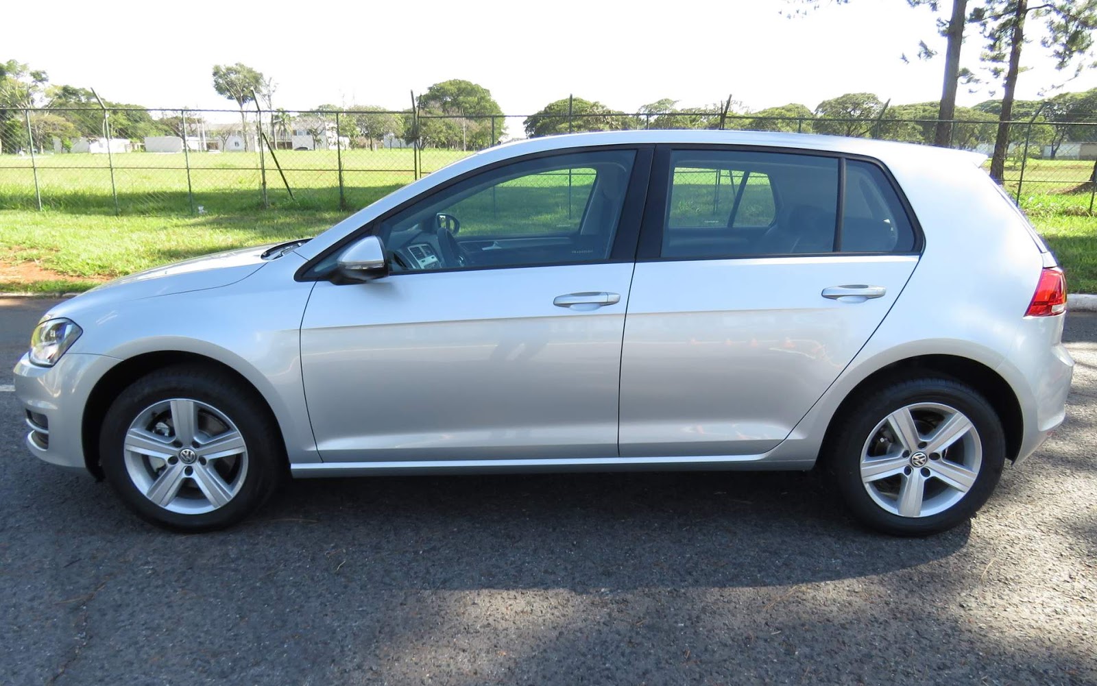 VW Golf 1.0 TSI Comfortline 2017: preço, consumo - vídeo