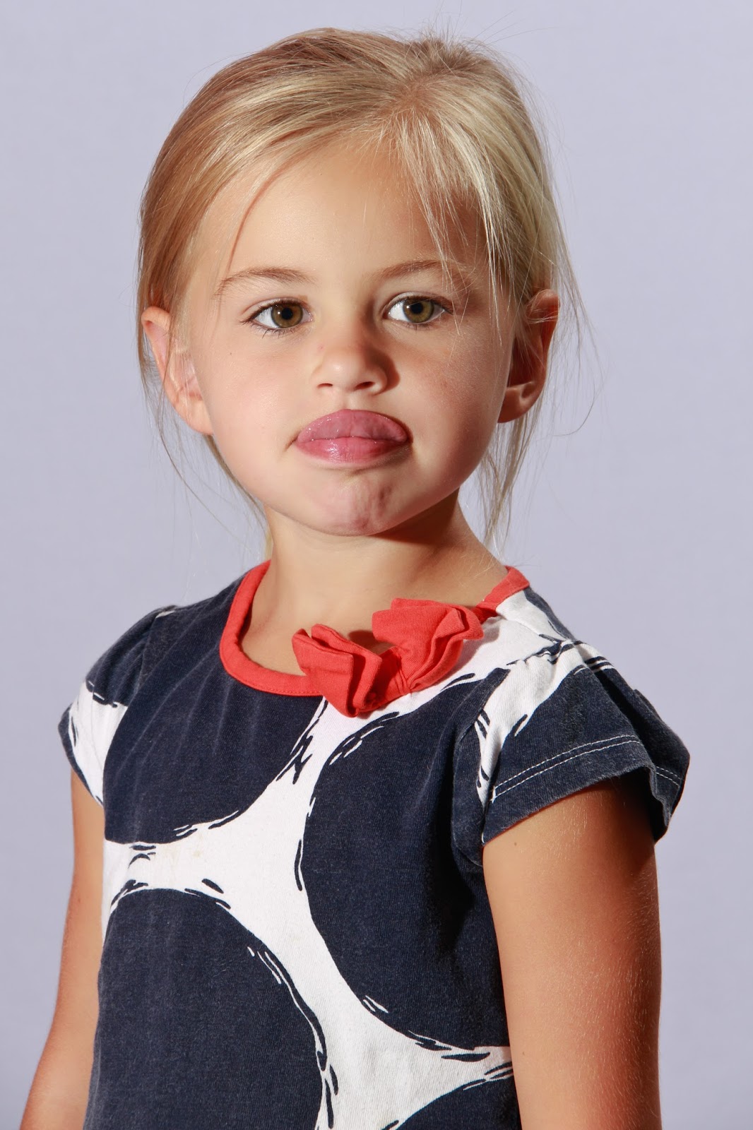 Ruth's Blog: Sonya Models For Me