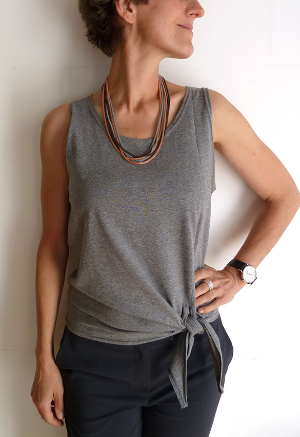 Lässig geknotet - Selja Knot Tee | 1000STOFF