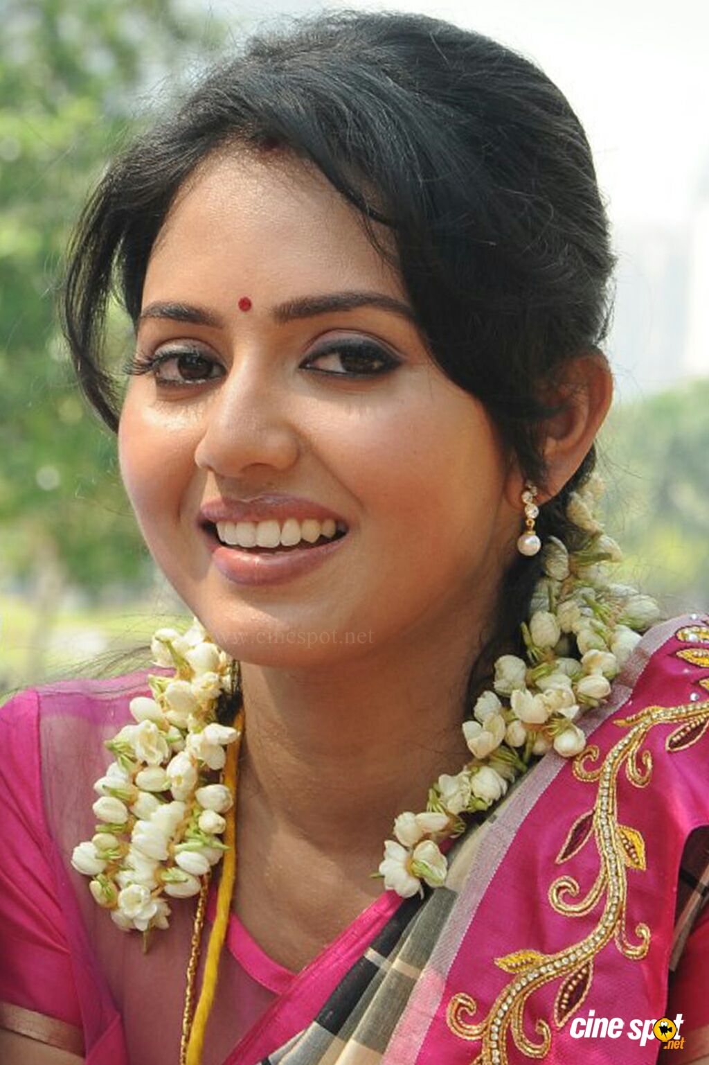 Watch online Tamil Serial Actress Mulai Images witch subtitles in ...