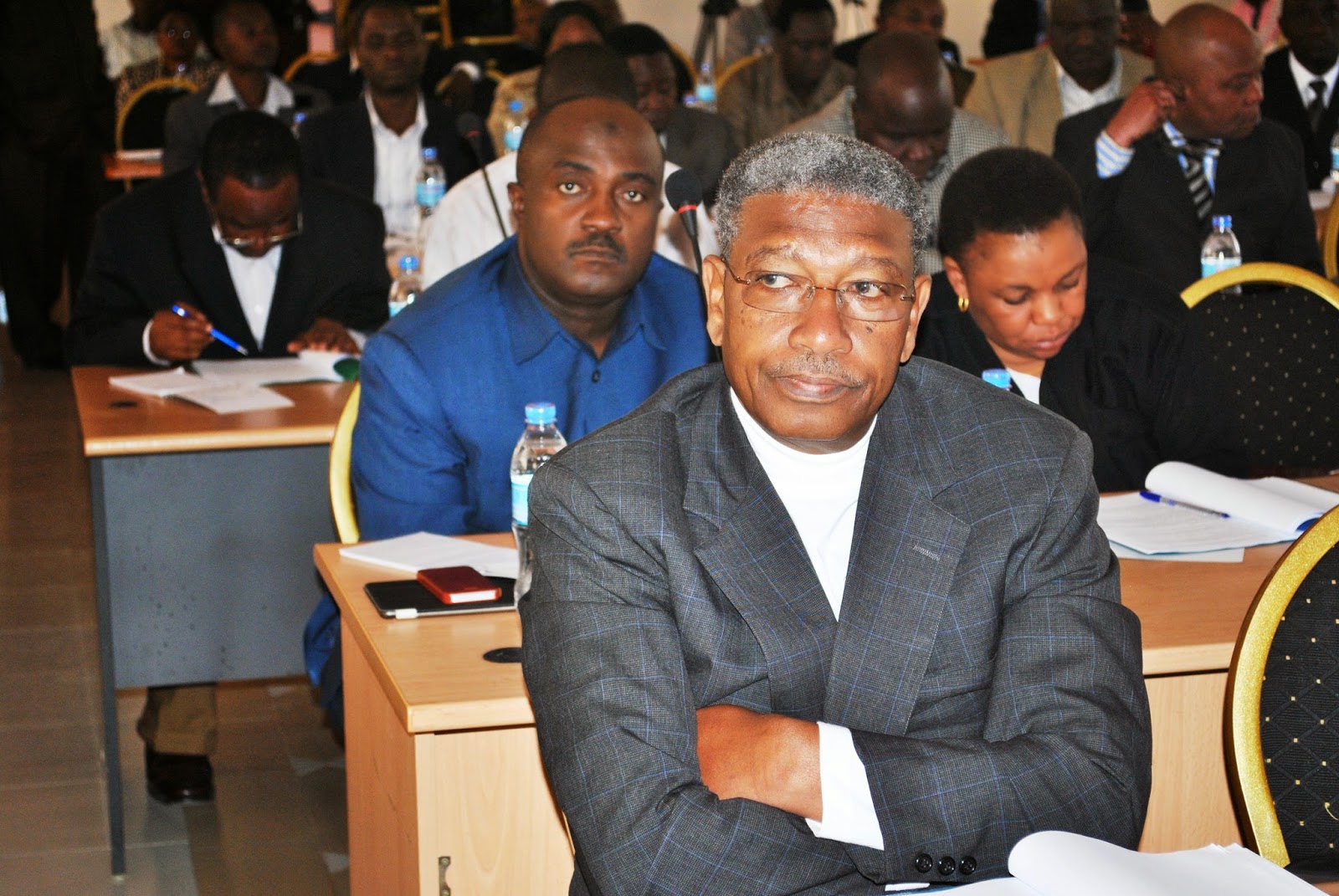 Habari na Matukio Mbeya: HABARI KATIKA PICHA ZA MKUTANO WA BARAZA LA ...