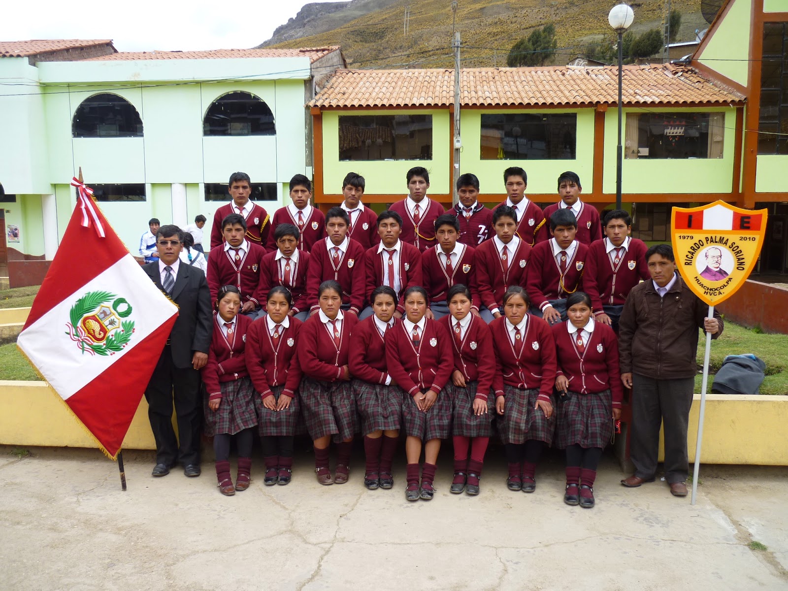 INSTITUCIÓN EDUCATIVA "RICARDO PALMA SORIANO" ~ EL HUACHOCOLPINO