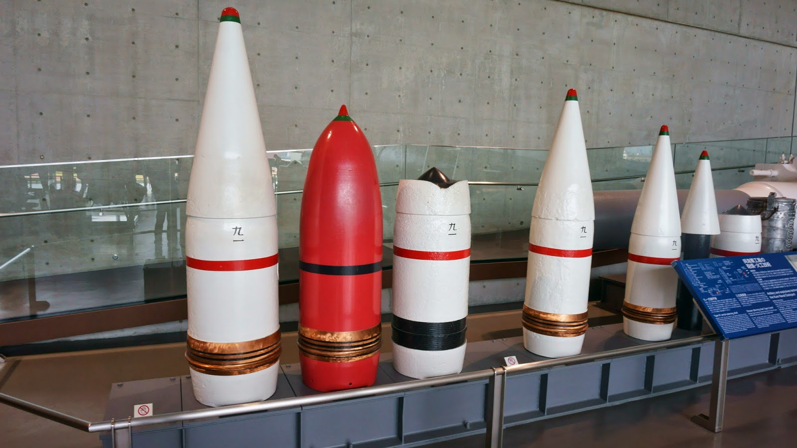 San Shiki shell (Beehive Anti aircraft shell)