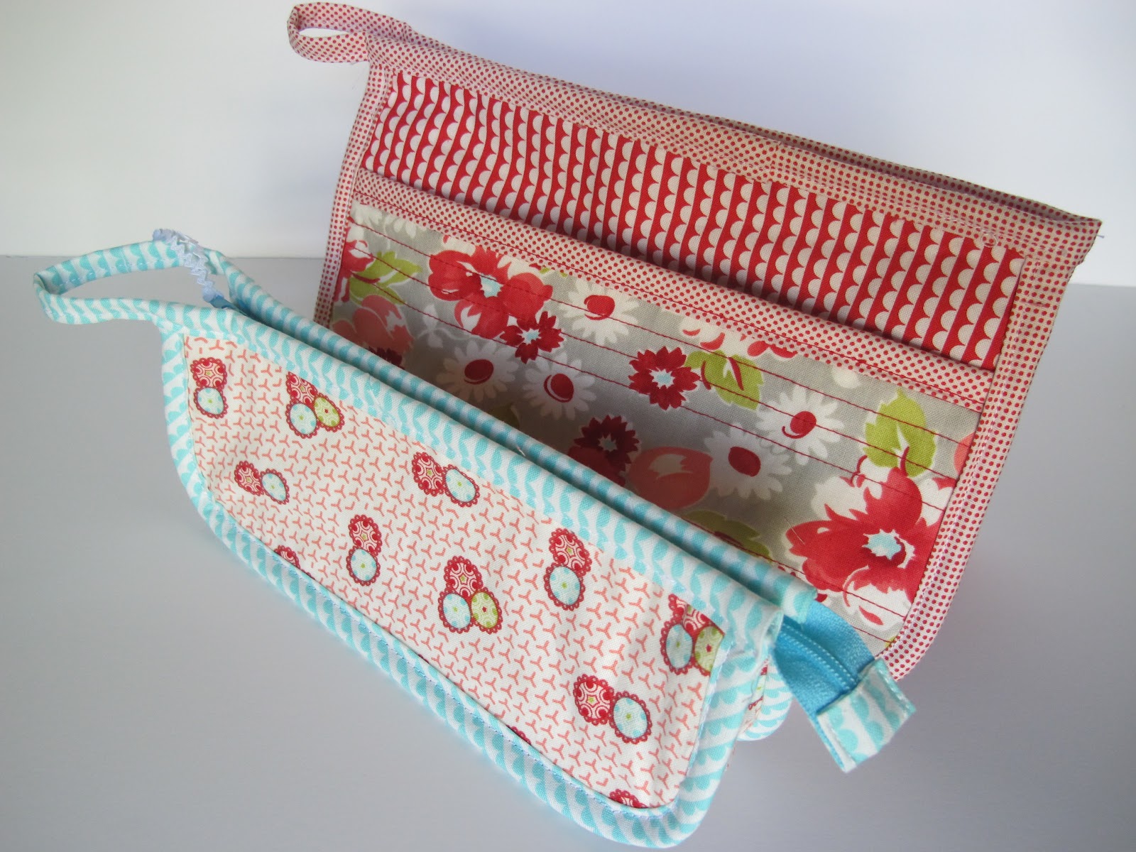 Sew Peachey: Pretty {little} pouch received!
