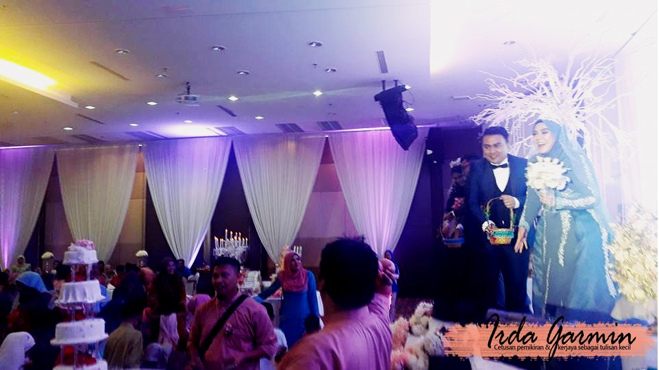 Pengacara majlis perkahwinan di dewan LJT,Melawati