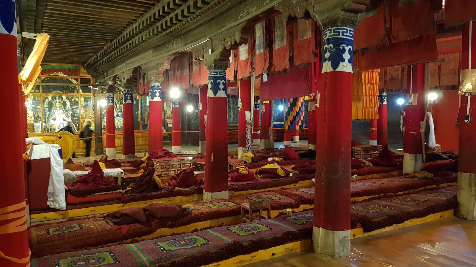 Nomadic Joe: Inside of Palkor Chode Monastery
