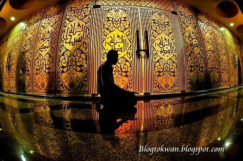 Blog Tok Wan: Pentingnya Solat Malam