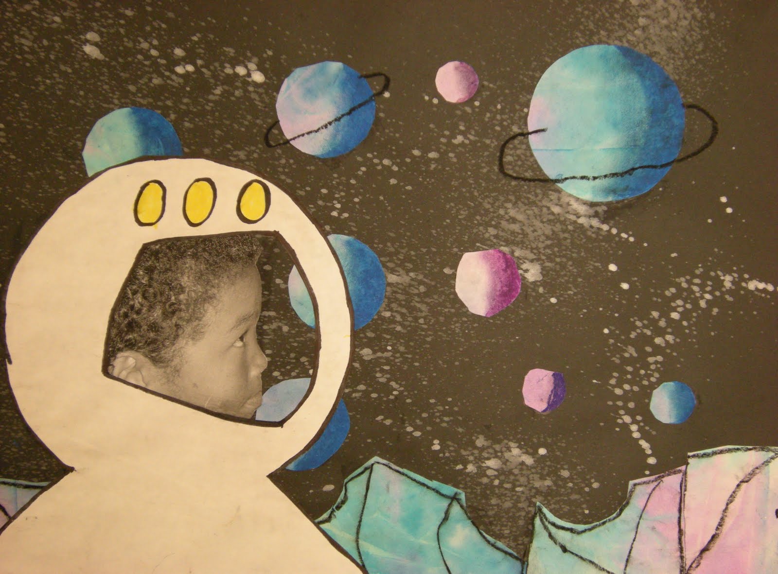 WHAT'S HAPPENING IN THE ART ROOM??: 3rd Grade Outer Space