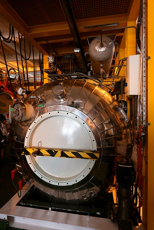 The LIMA Airshow: SWIFT RESCUE Submarine Rescue vessel