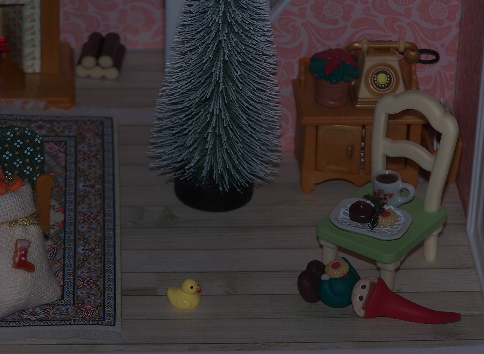 At The Periwinkles': Quackie Takes Care