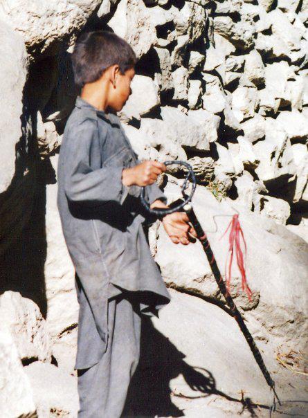Pictures Folder of Gilgit Baltistan : Child wood in Gilgit Baltistan