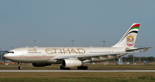 ETIHAD AIRWAYS GREAT CHOICE OF MEALS FROM MACROASIA CATERING SERVICES ...