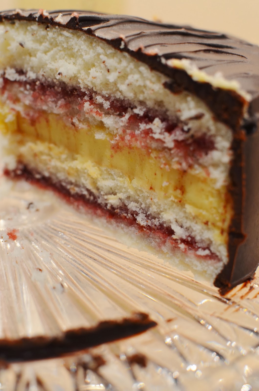 Confessions of the Cookaholic: Washington Cream Pie