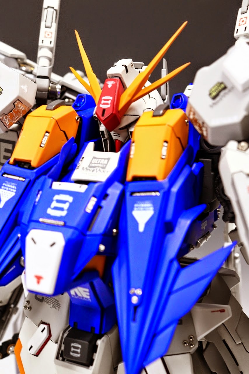 Gundam Family: 1/72 Scale RX-105 Xi-Gundam (G-System)