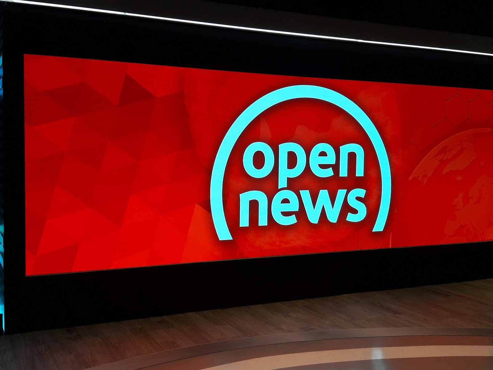 TV with Thinus: IN PHOTOS. Inside the Open News studio in Cape Town of ...
