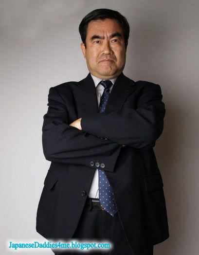 Japanese Daddies 4 Me: Suited Japanese Daddy is taking off, very ...