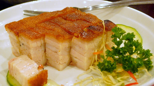 I AM A FOODIE: Tung Lo Wan's...roasting specialties from Hongkong