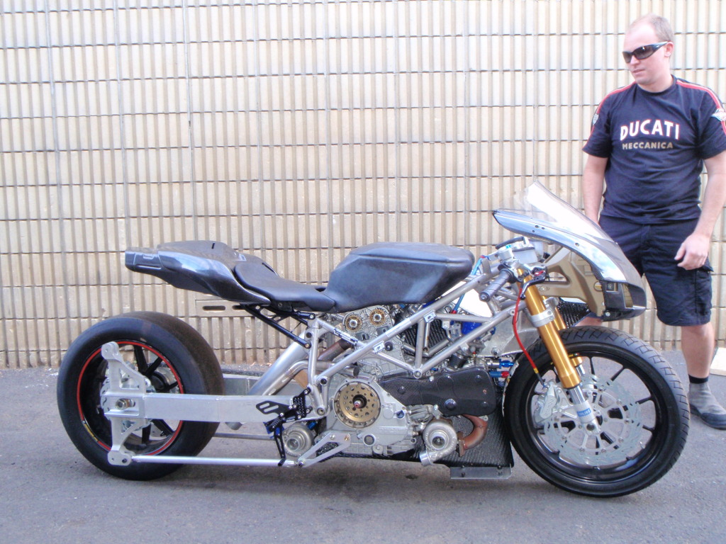 Ducati 749R Twin-turbo Drag-bike - way2speed