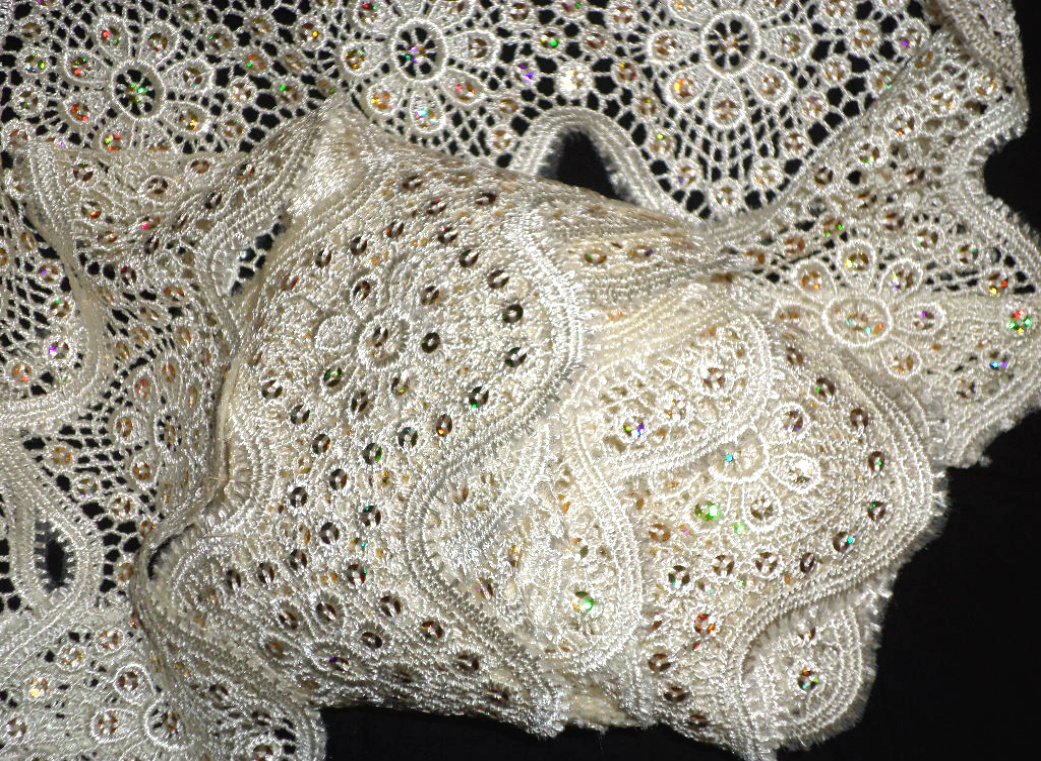 Mobila pentru bucataria: Dantela crosetata metraj