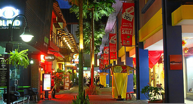 Cihampelas Walk | Bandung | Shopping Mall | SkyscraperCity