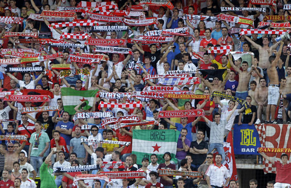 MEJORES ULTRAS: FOTOS BIRIS NORTE SEVILLA - ESPAÑOL