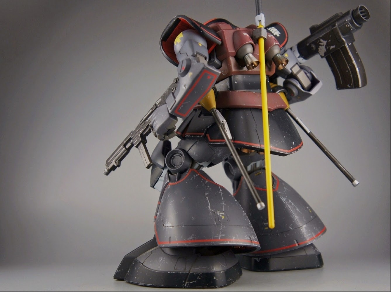 MG 1/100 Dom Real Type Colors - Custom Build