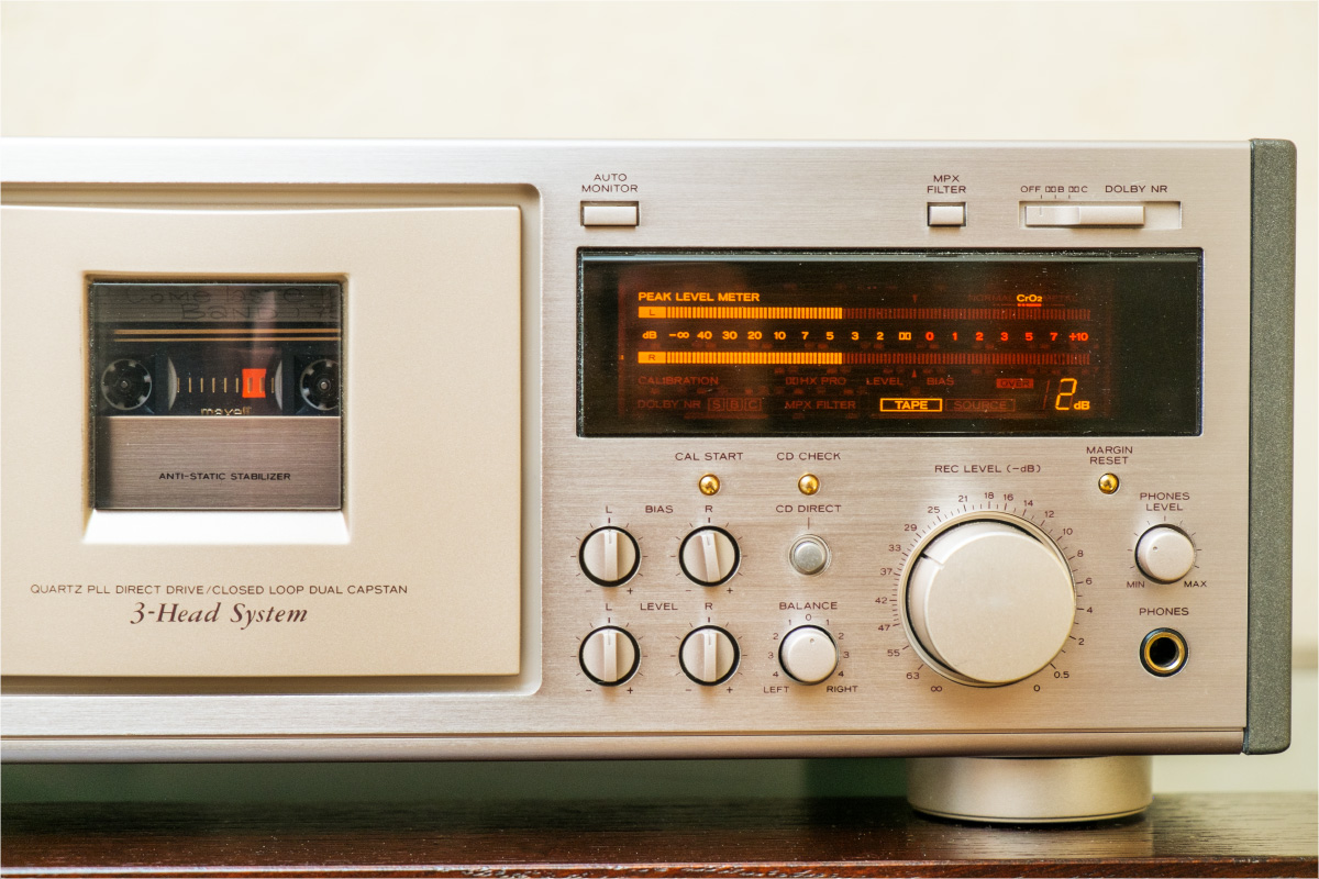Vintage Audio: TEAC V-7000 stereo cassette deck
