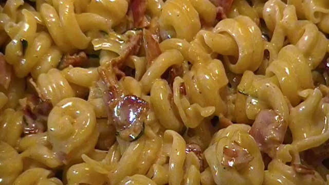 Italian Recipe - Trottole Pasta with Pancetta and Zucchini - Food Cravings