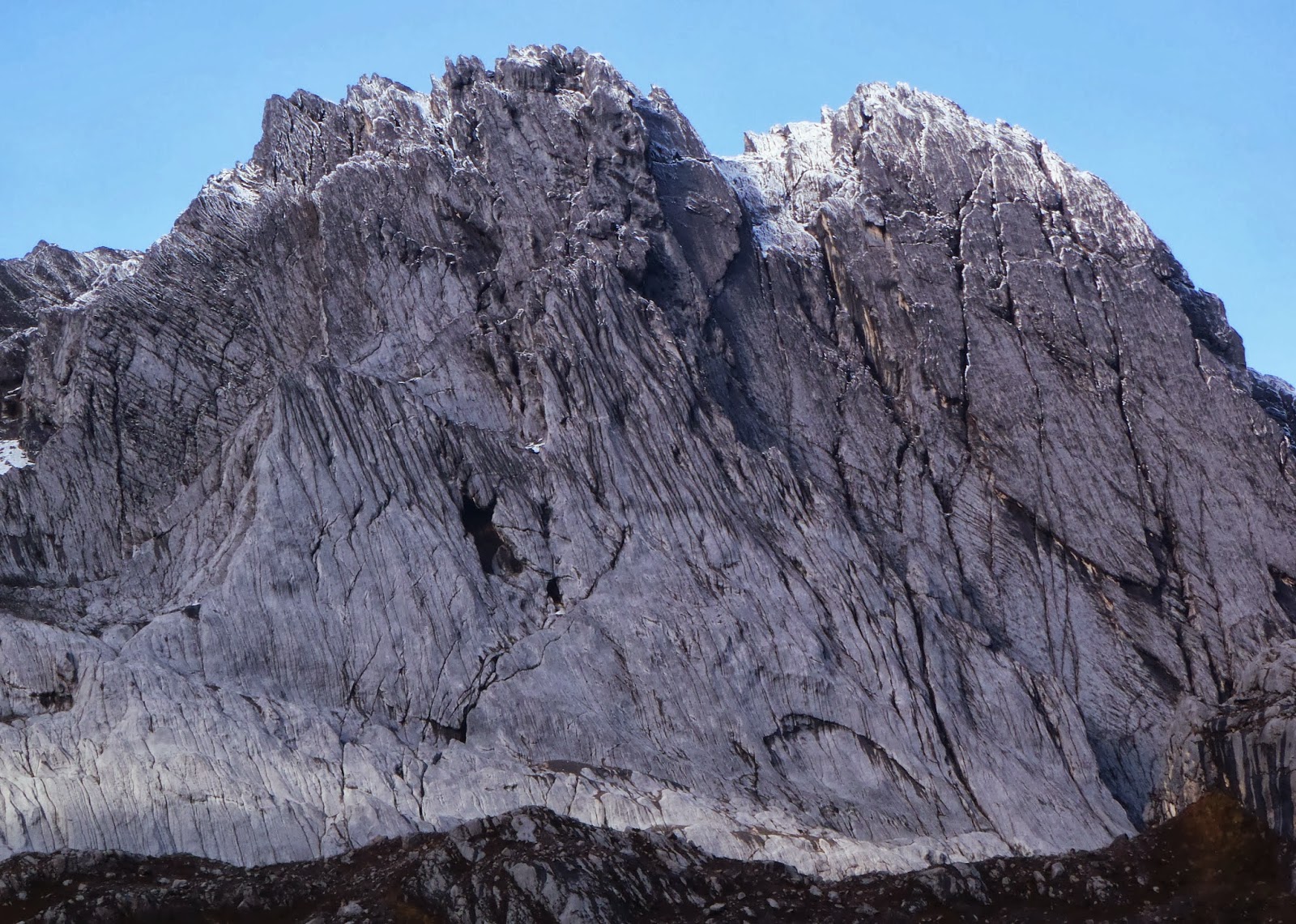 MountainZ: Carstensz Pyramid