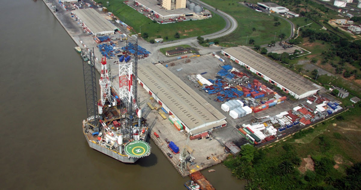 Made-In-Calabar : Calabar Port idle due to shallow water channel