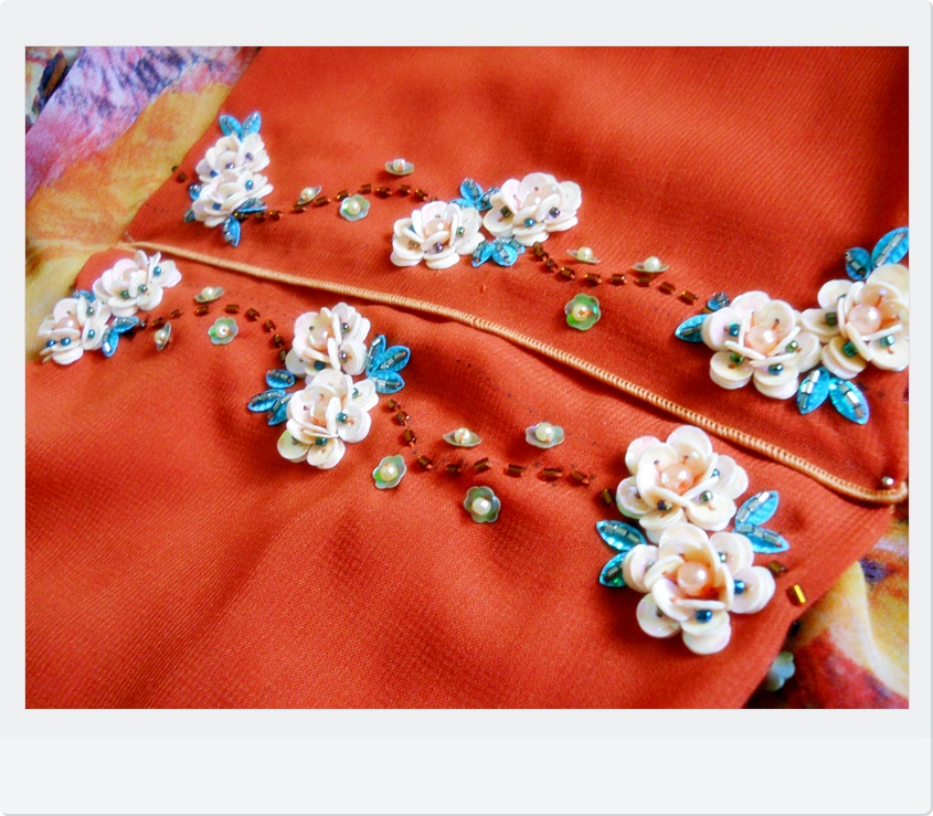 ♥♥ MY LITTLE HOBBY ♥♥: Simple Sequin Flowers
