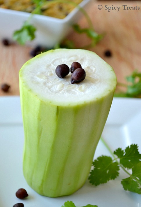 Spicy Treats: Bottle gourd Chickpeas Curry / Sorakkai Kondakadalai ...