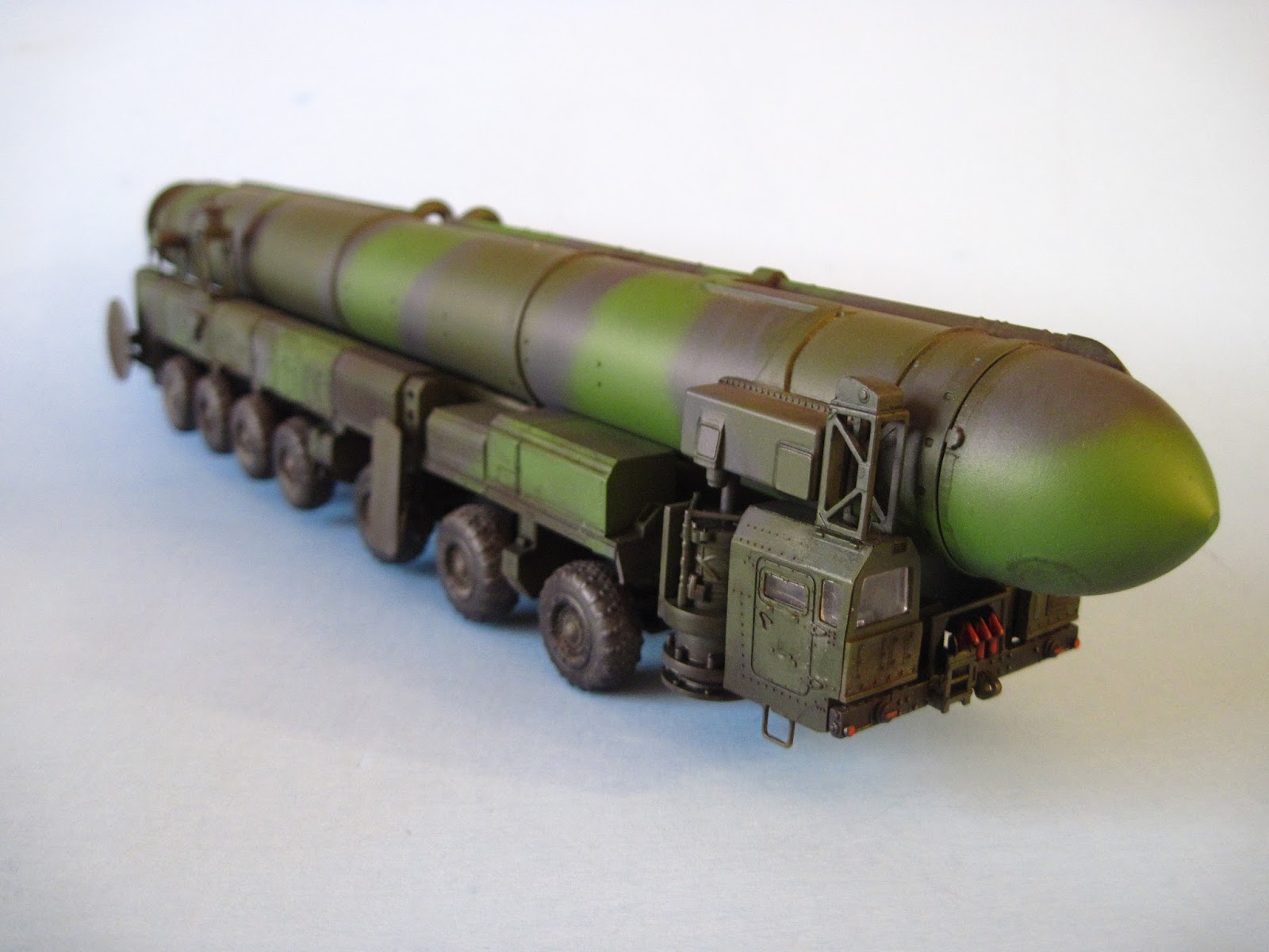 Clearwater Models: TOPOL MOBILE ICBM LAUNCHER (4D of China)