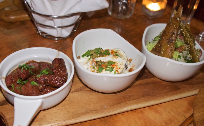 Food Hunter's Guide to Cuisine: Au Za'atar: A Must Try Restaurant In ...