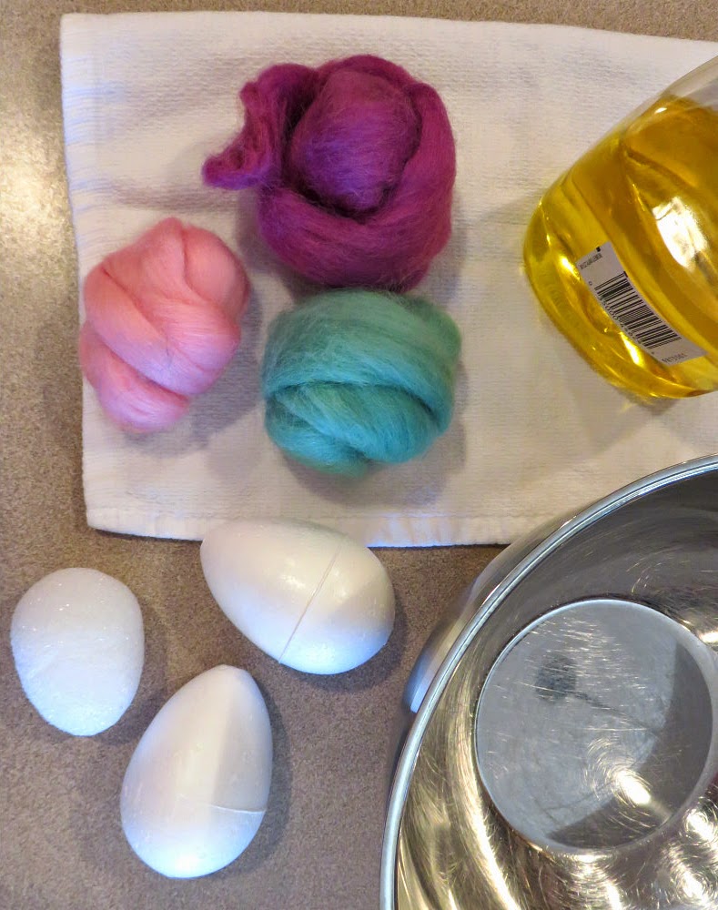 FeltSewGood: Easy Felted Easter Eggs