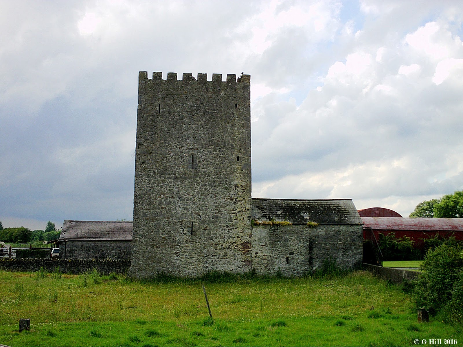 Ireland In Ruins: Ballyteague Castle Co Kildare