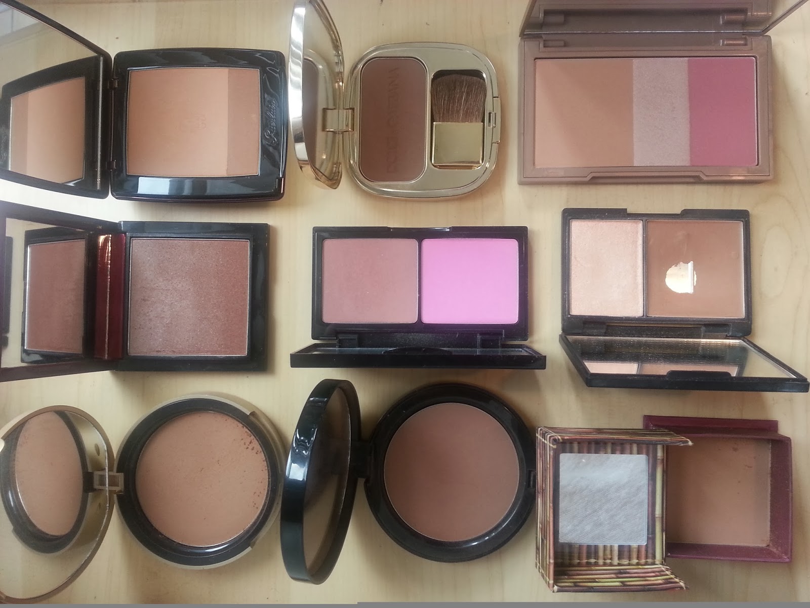 BeHonestBeauty: Collection| Bronzers and Contour Powders