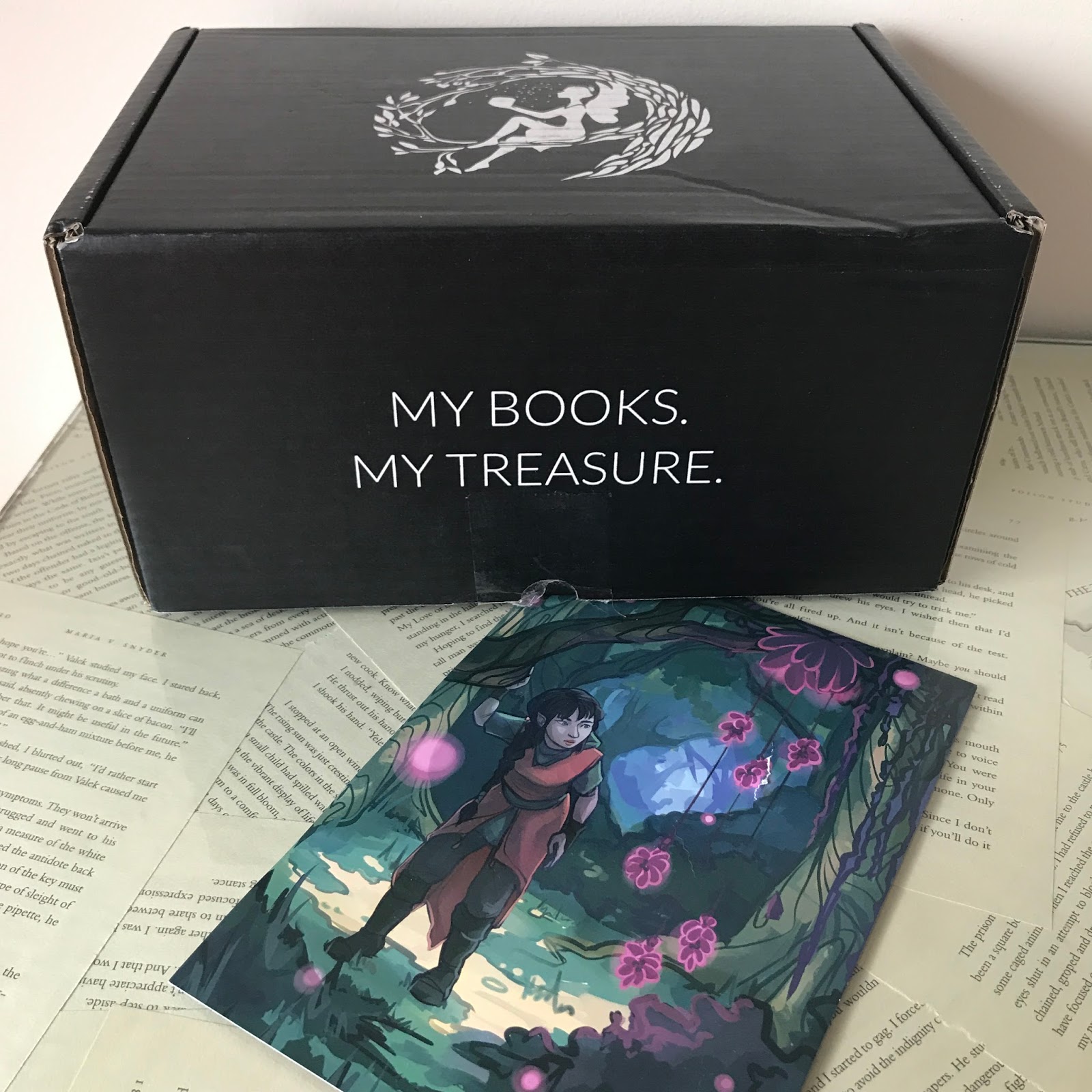 Feeling Fictional: Fairyloot Unboxing - August 2017 "Otherworlds"