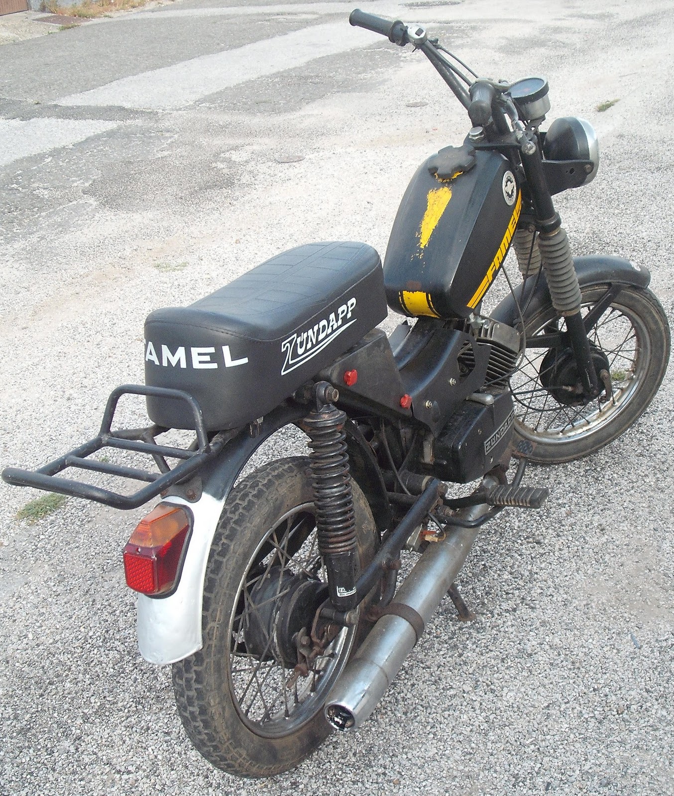 Peças & Motorizadas Antigas .: Vendo Motorizada Famel Zundapp de 3 ...