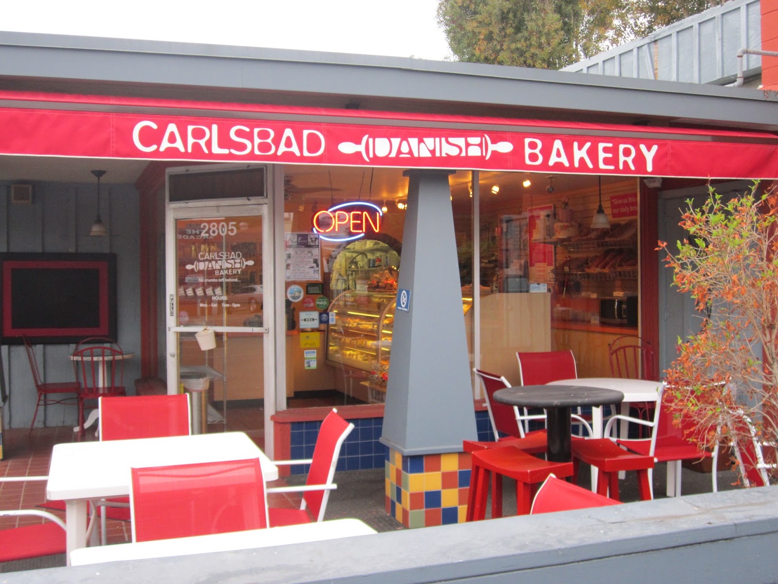 Lina's Bakery Internship : Cakes, Cookies, and Crumbs Oh My!: A Look ...