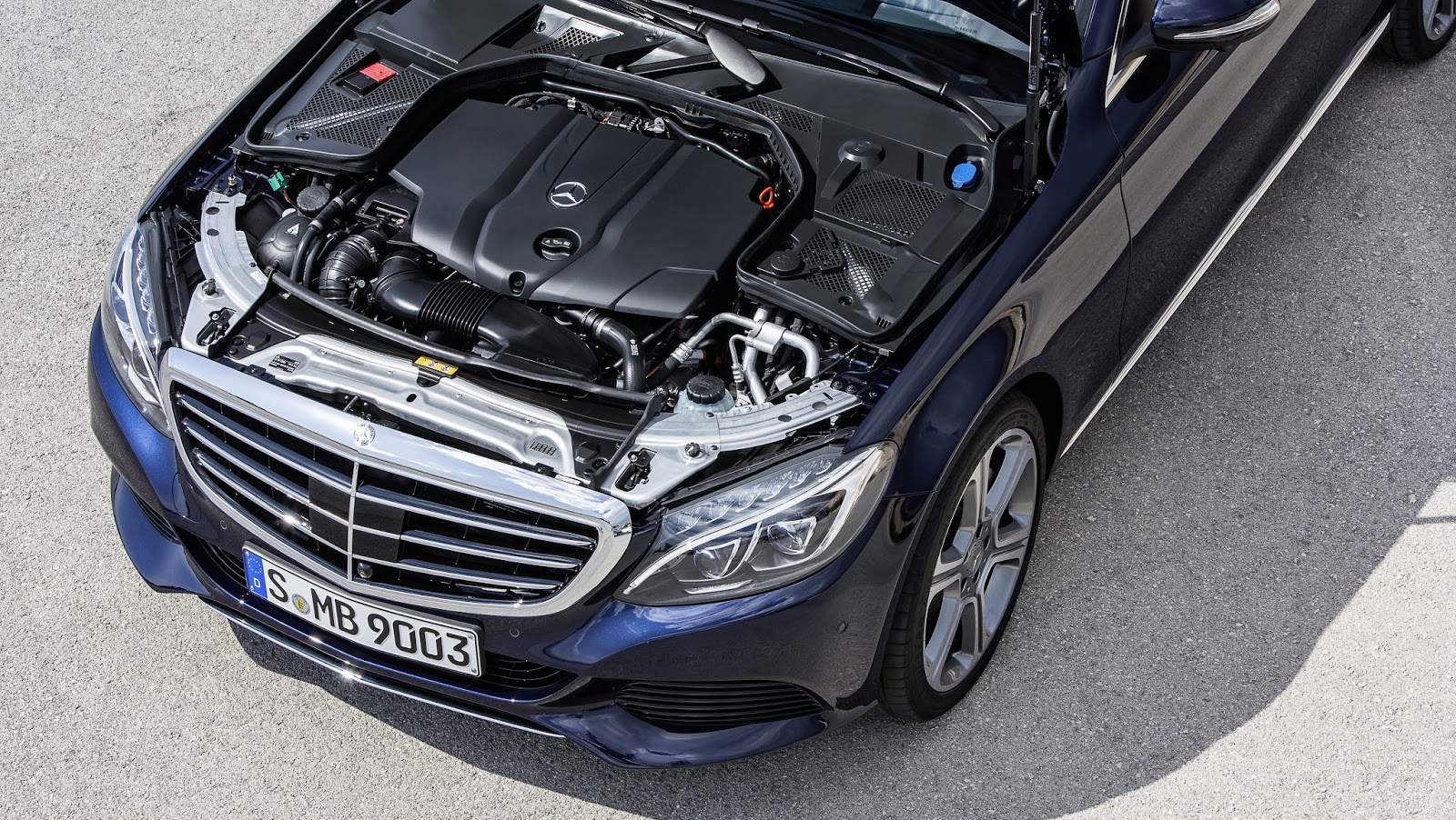 Confirmado: el Mercedes-Benz C 300 h llegará en el segundo semestre ...