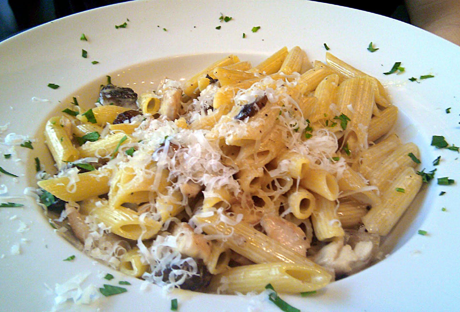 Pasta H(e)aven / Ο Παράδεισος των Μακαρονάδων! ~ Athens Slurp N Tell