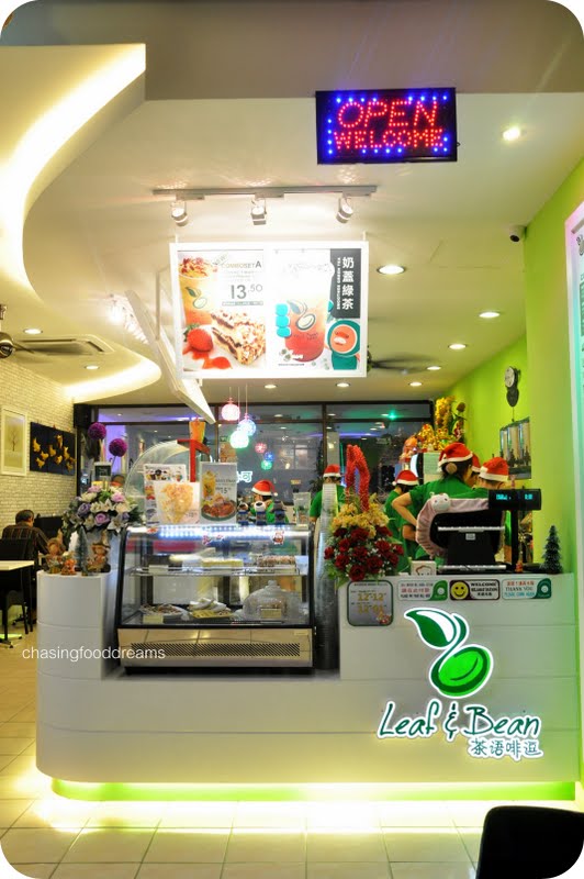 CHASING FOOD DREAMS: Leaf & Bean, Laman Rimbunan @Kepong: Chilling out!
