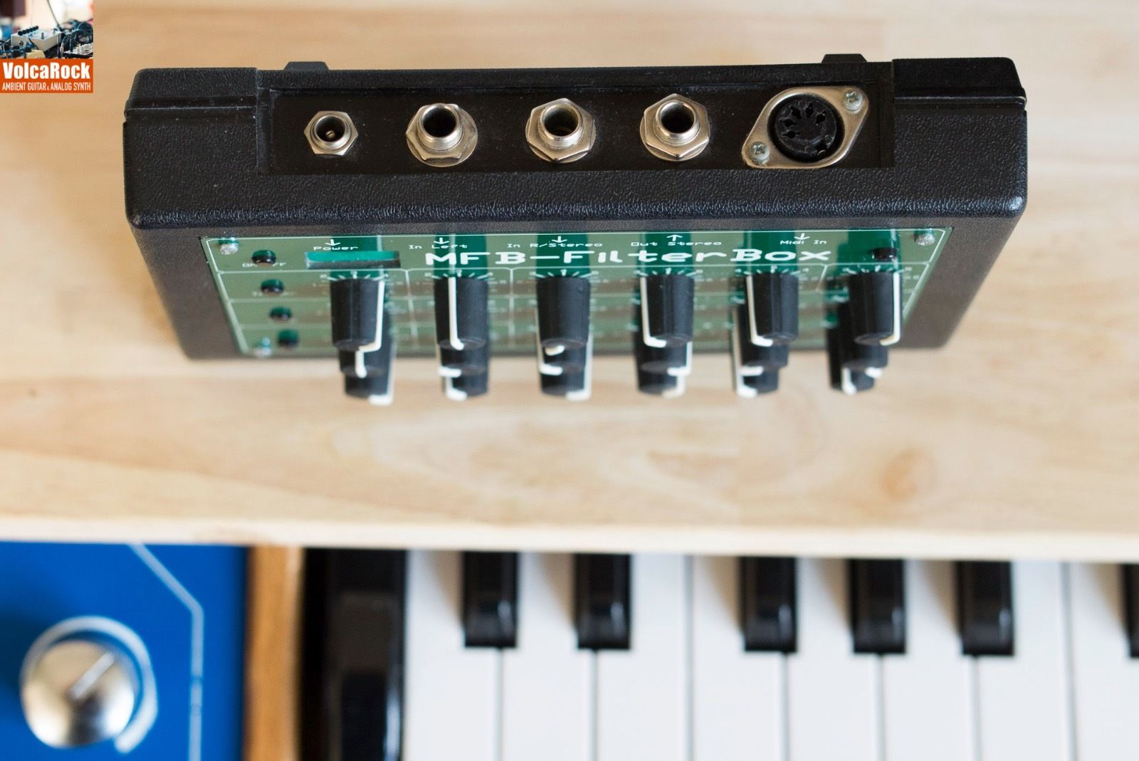 MATRIXSYNTH: MFB fitted-Analog Stereo 24db LP DJ Filter/sequencer effects