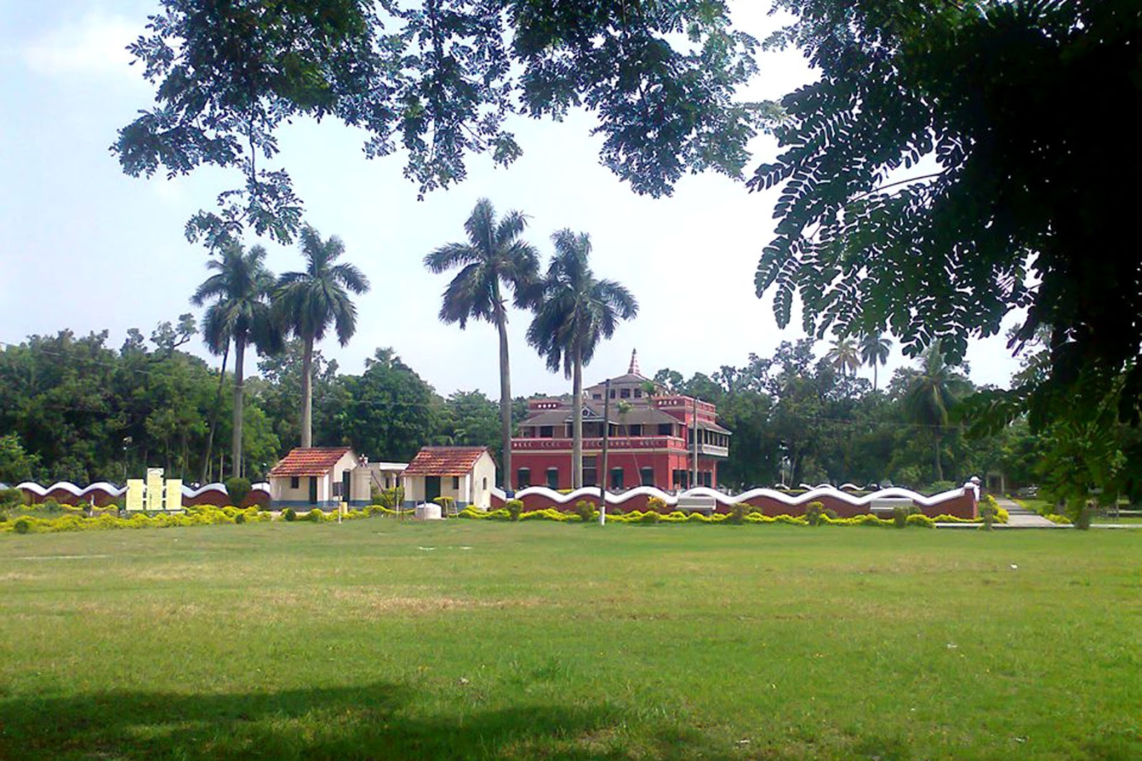 Beautiful Place In Bangladesh : Shilaidaha Kuthibari is Famous Place of ...