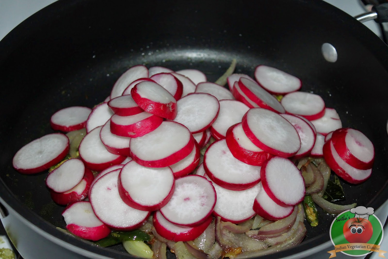 Swetha's Indian Vegetarian Cuisine: RED RADDISH CURRY